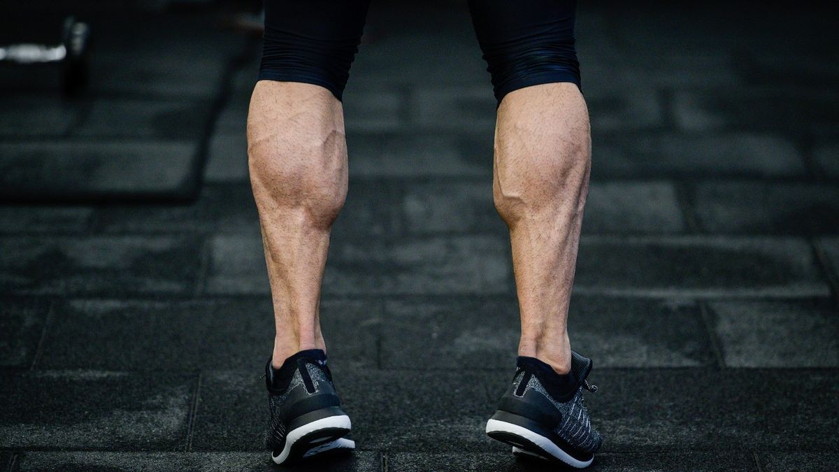 Do This Leg Workout At Home To Strengthen Your Lower Body | Coach
