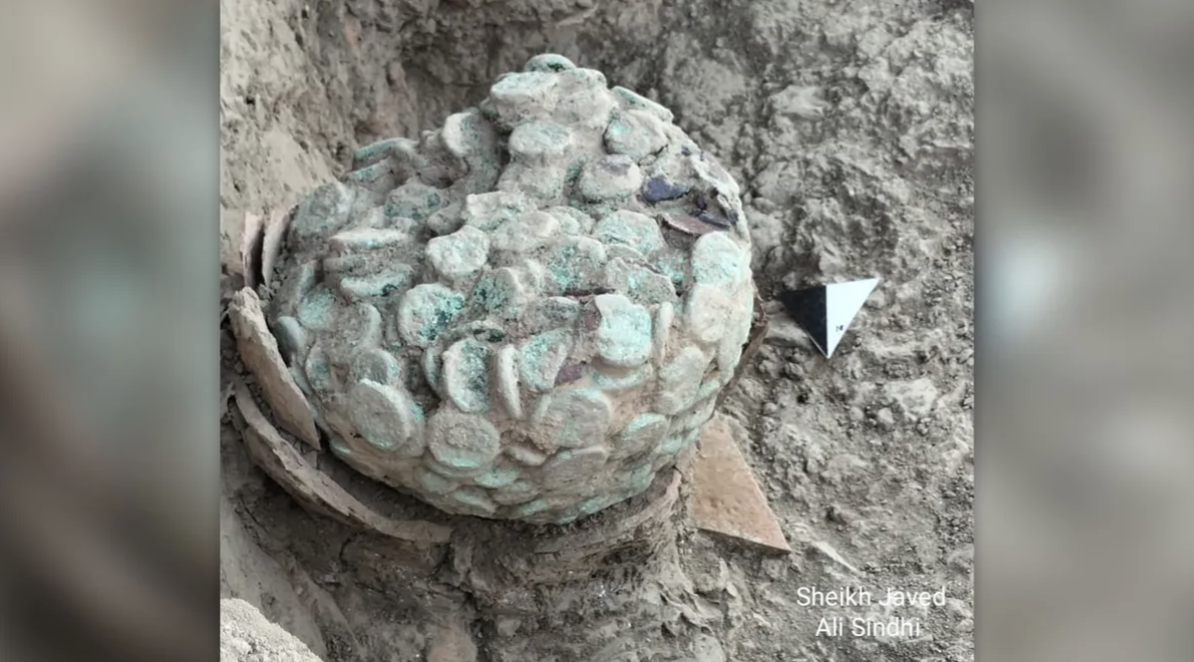 10 extraordinary treasures that archaeologists unearthed this year ...