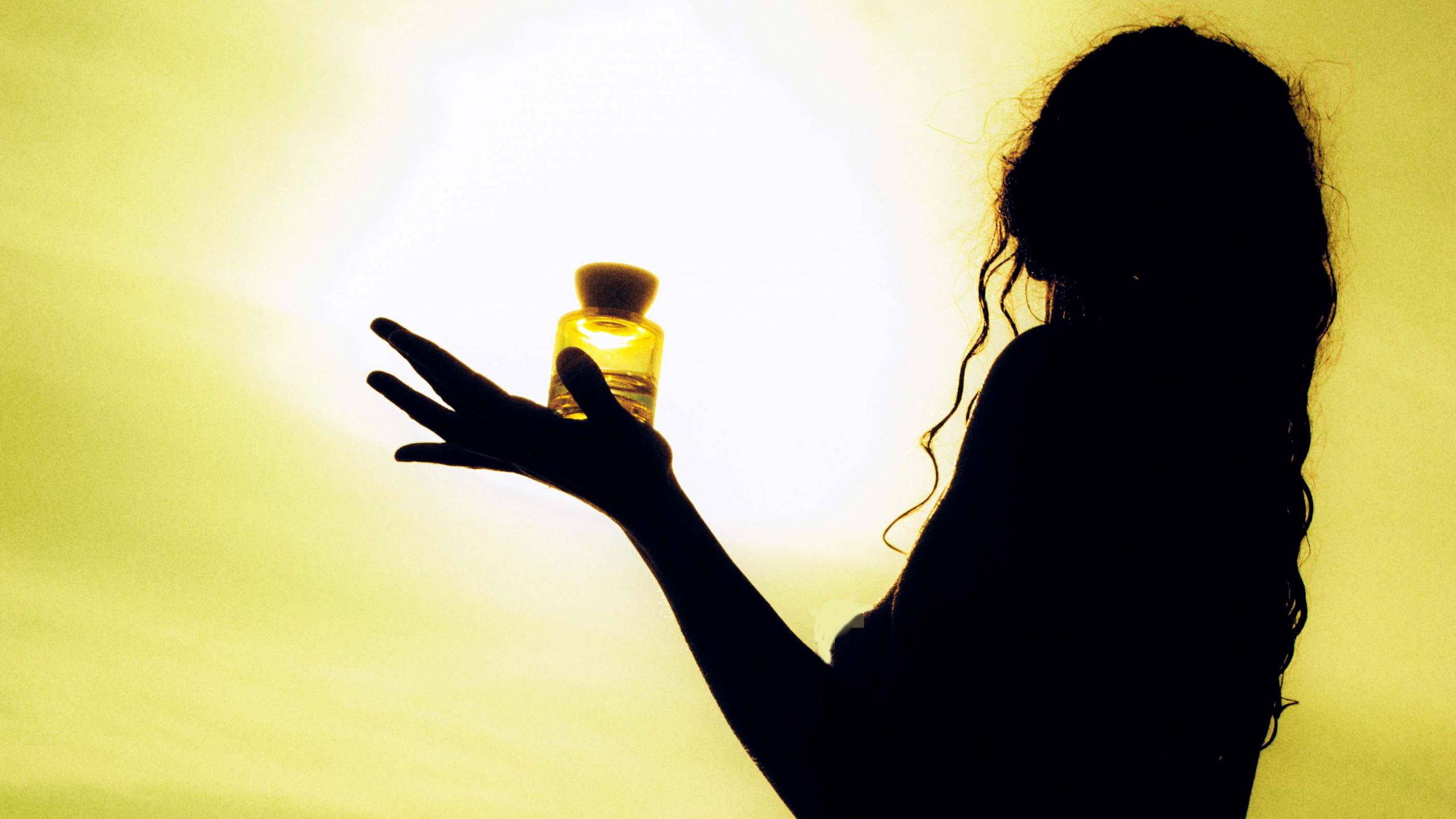 Vyrao Sun Rae summer perfume conjures happiness | Wallpaper*