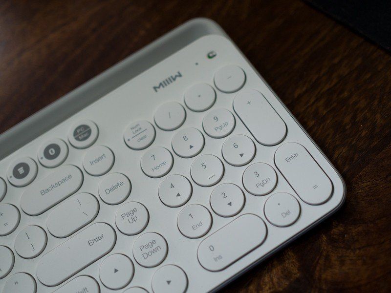 Xiaomi Miiiw MWBK01 review: The only wireless keyboard you'll ever need ...