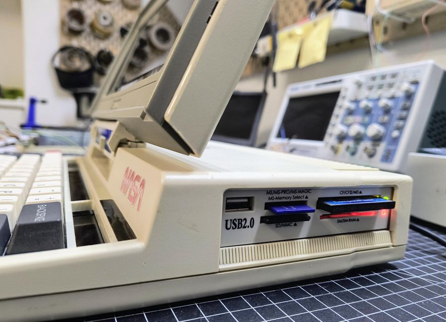 Maker resurrects Toshiba T1000 with a Raspberry Pi 4 and a slew of ...