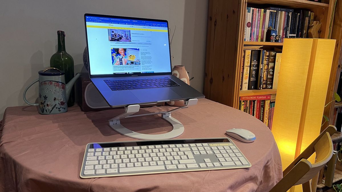 Twelve South Curve Flex MacBook stand review: Elegant desk ergonomics ...