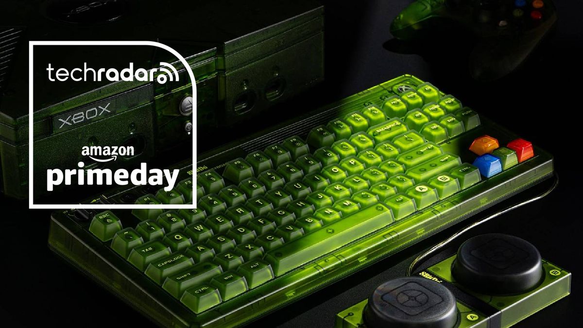 This vomit green Xbox keyboard is one of the ugliest things I've ever ...