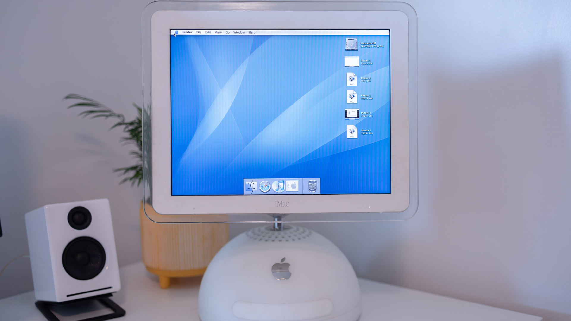 Using a G4 iMac in 2023 to mark its 20th anniversary: a still-spectacular Mac | iMore
