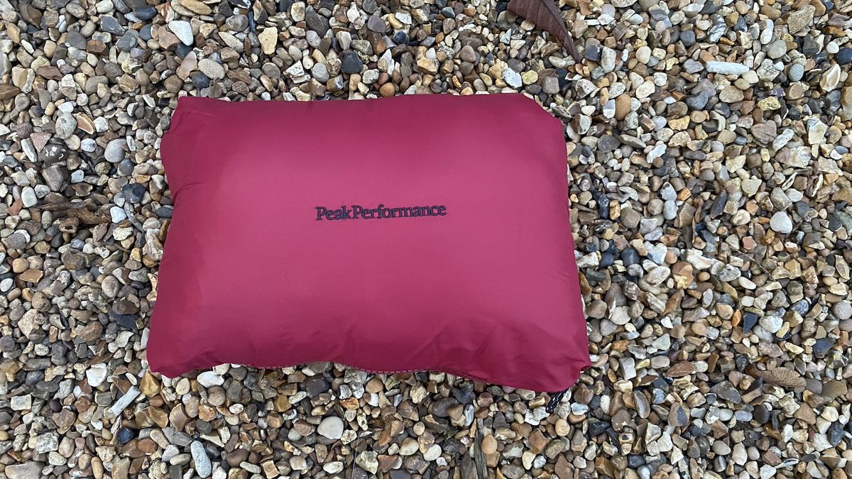 Peak Performance Helium Utility Flo Jacket review | Advnture