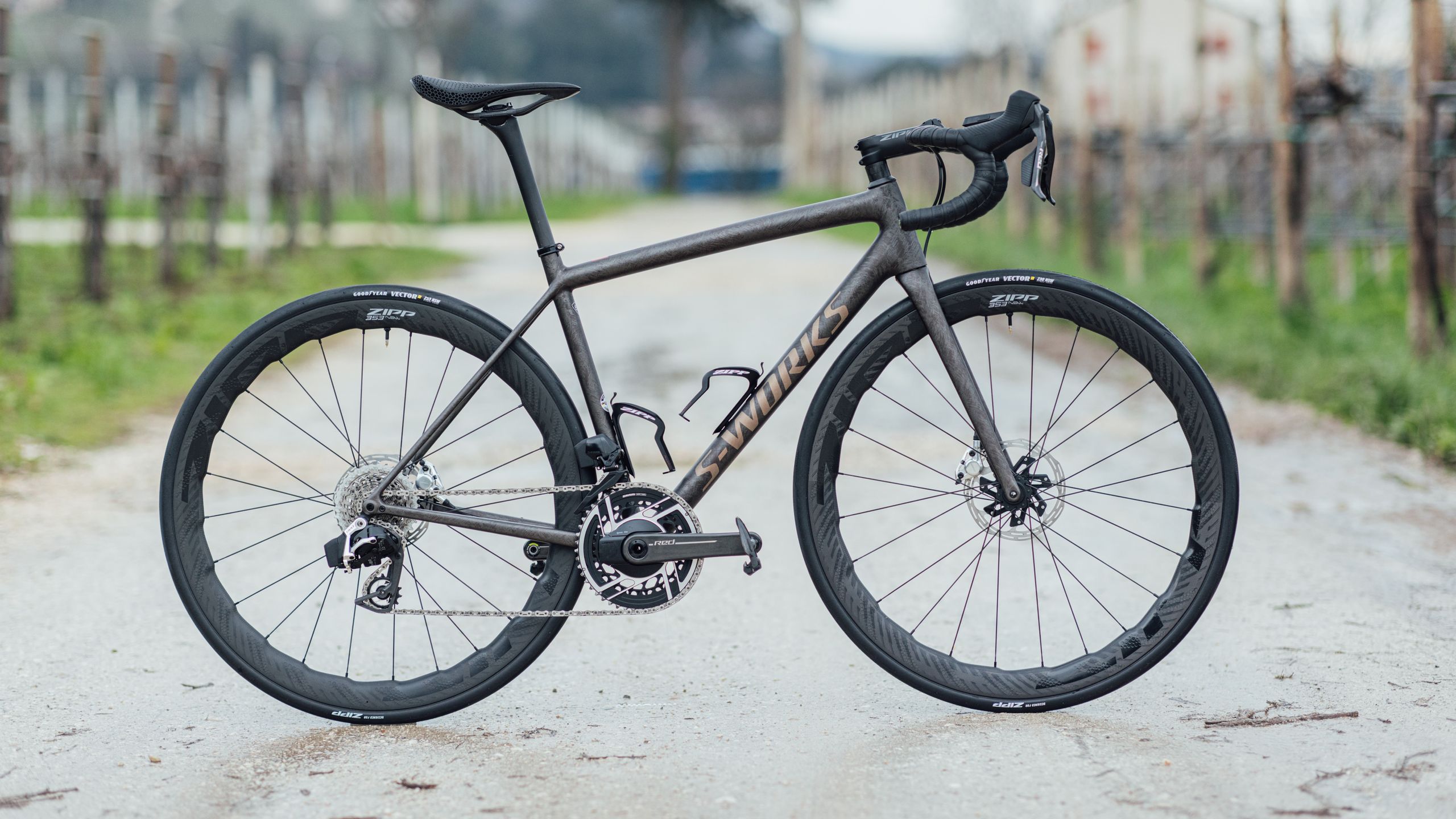 Sram Red AXS Review: Excellent braking and improved shifting in a ...