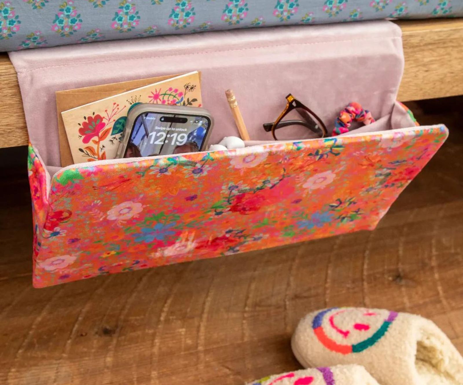 6 nightstand alternatives you'll like better than a bedside table ...