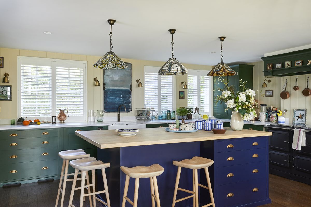 9 Painted Kitchen Ideas That Make the Most of Colour | Homebuilding