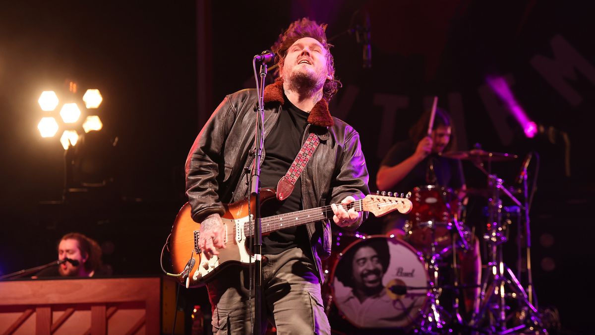 Get more sounds from your guitar and amp without spending any money ...