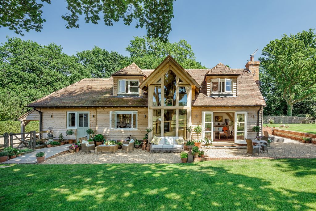 28 Timber Frame Houses to Inspire Your Build | Homebuilding