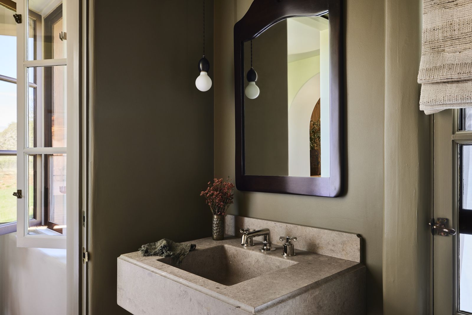 5 earthy paint colors designers say are big trends for 2024 | Livingetc