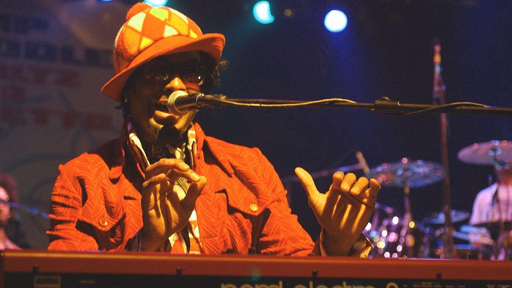 “He was one of the great ones”: Artists pay tribute to Amp Fiddler, the ...