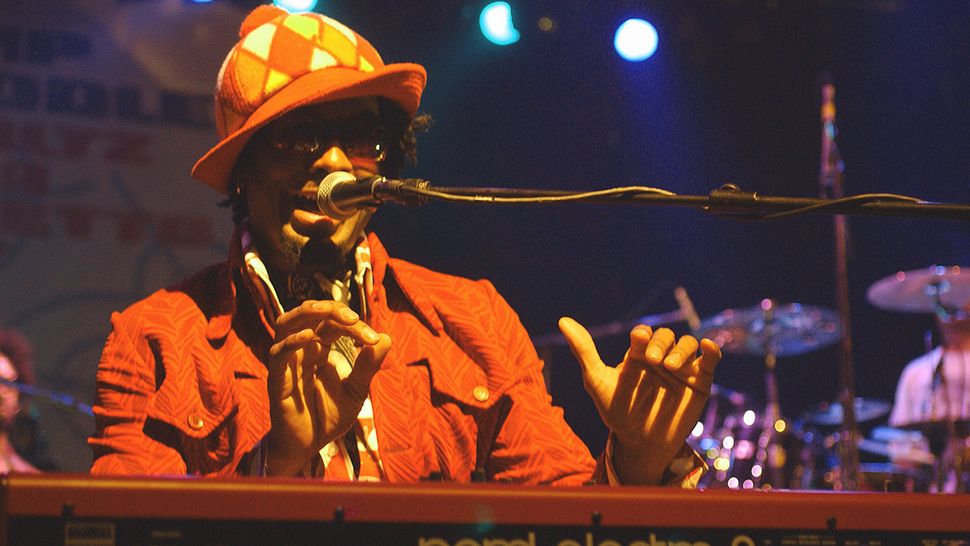 “He was one of the great ones”: Artists pay tribute to Amp Fiddler, the ...