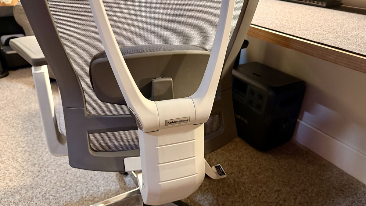 Autonomous ErgoChair Mesh office chair review | TechRadar