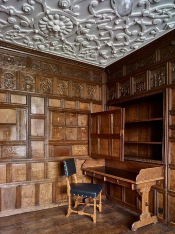 Holcombe Court, the 'finest Tudor house in Devon', and the 20-year, no ...