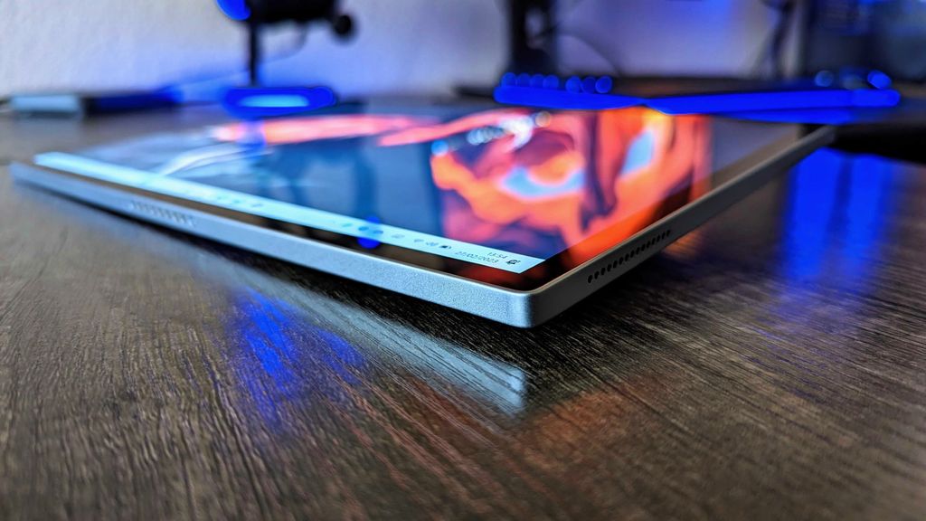 Dell XPS 13 2-in-1 (9315) vs. Surface Pro 9: Which premium Windows ...