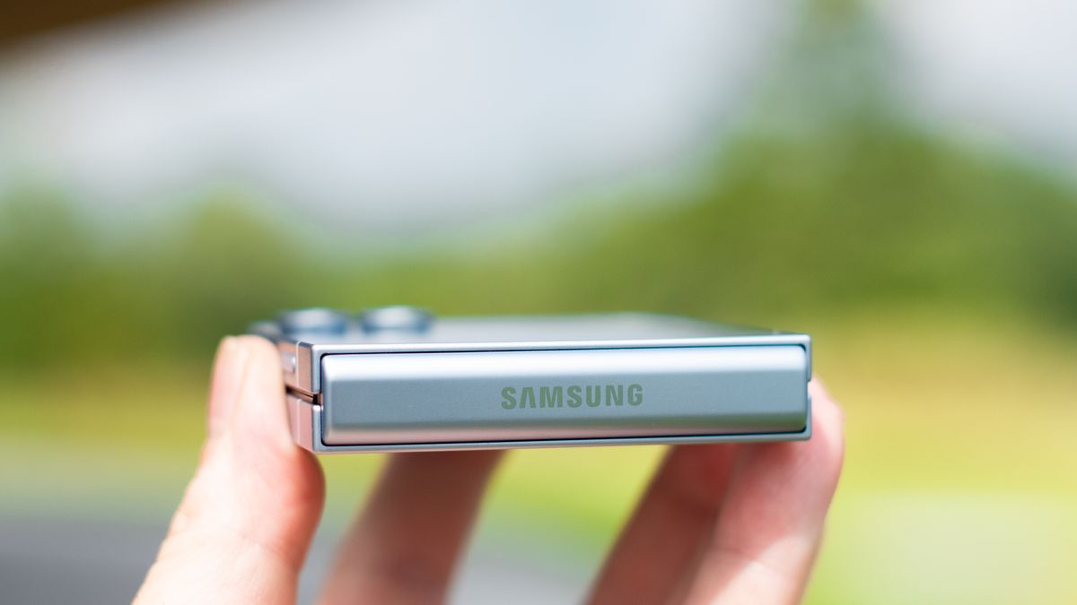 Samsung Galaxy Z Flip 6 review: splurges on power, skimps on excitement ...