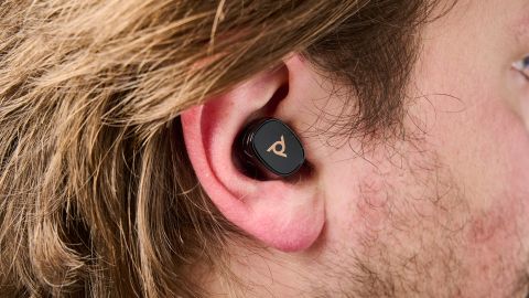 HP Poly Voyager Free 20 review | Tom's Guide