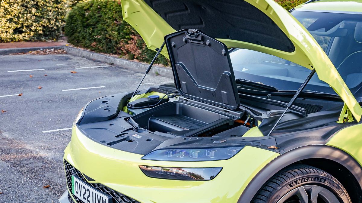 Genesis GV60 review: Technical brilliance mixed with smart design | Tom ...