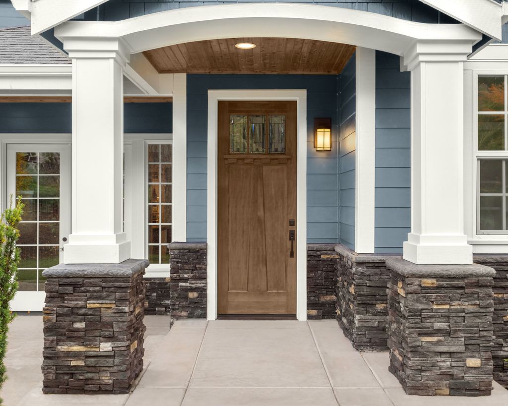 Experts explain the meaning behind 10 popular front door colors | Homes ...
