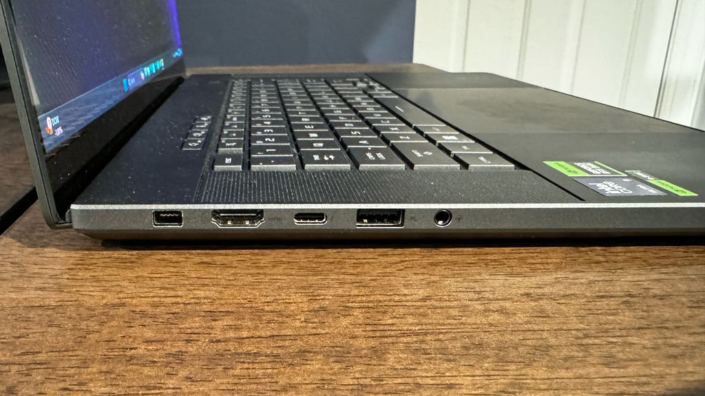 Asus ROG Zephyrus G16 review: Mixed bag for gaming despite high-end ...