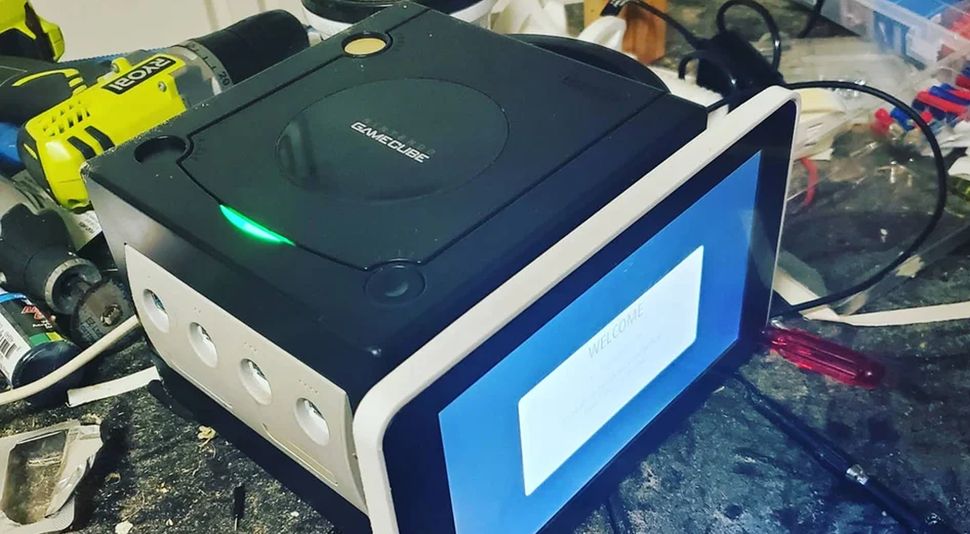 This Gamecube Has a Raspberry Pi Inside Running RetroPie | Tom's Hardware
