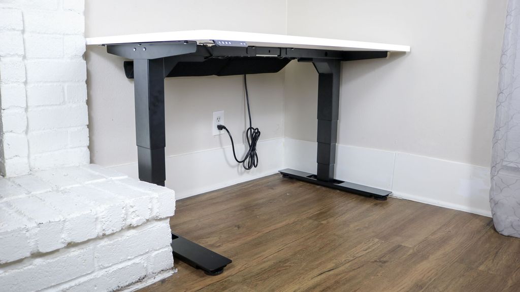 Uppeal 2 Leg Desk review | Tom's Guide