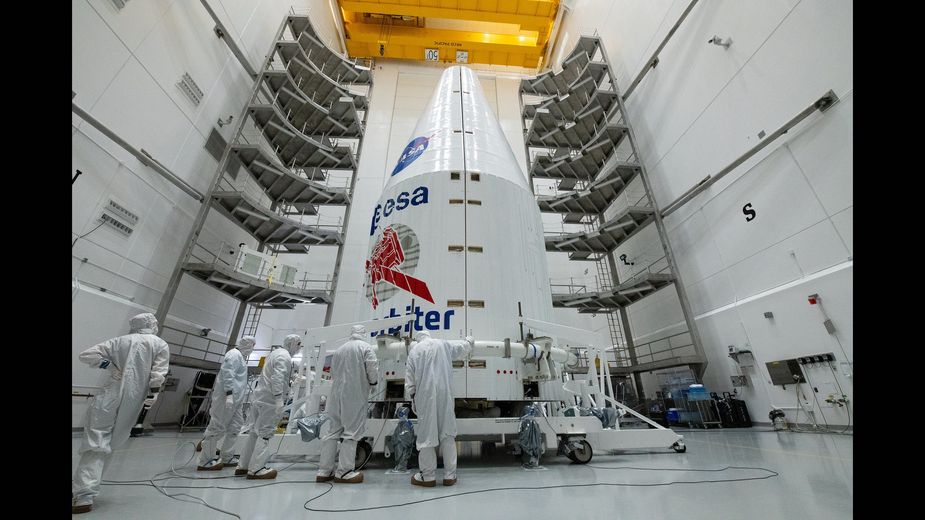 Solar Orbiter: The US-European mission to explore the sun's poles in ...