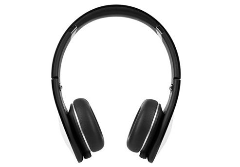 Monster DNA Review - On-Ear Headphones - Tom's Guide | Tom's Guide