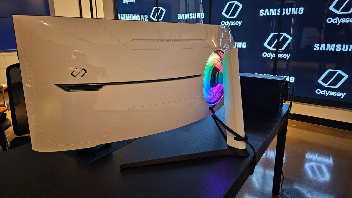 Samsung's 57-inch Odyssey Neo G9 DUHD Gaming Monitor U.S. Preorders ...
