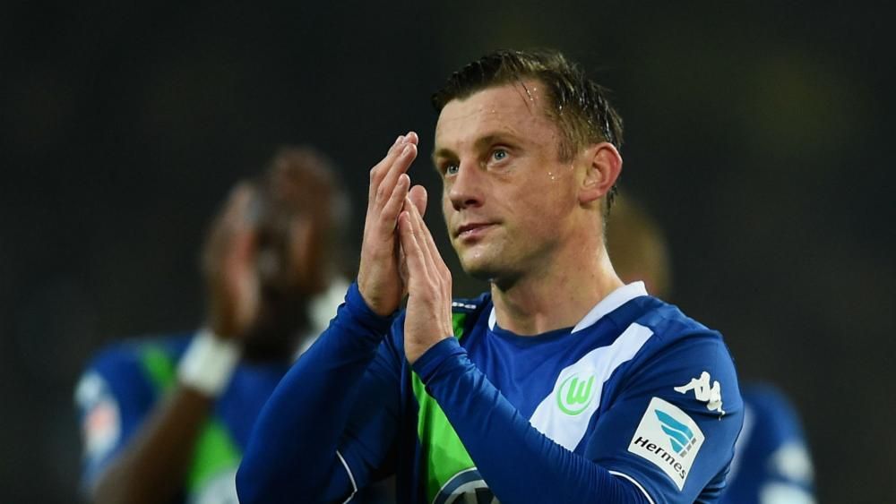 Olic completes Hamburg return from Wolfsburg | FourFourTwo