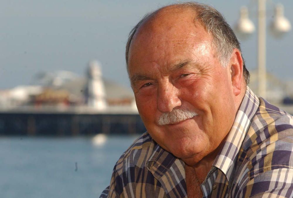 6 memorable moments from Jimmy Greaves’ career | FourFourTwo
