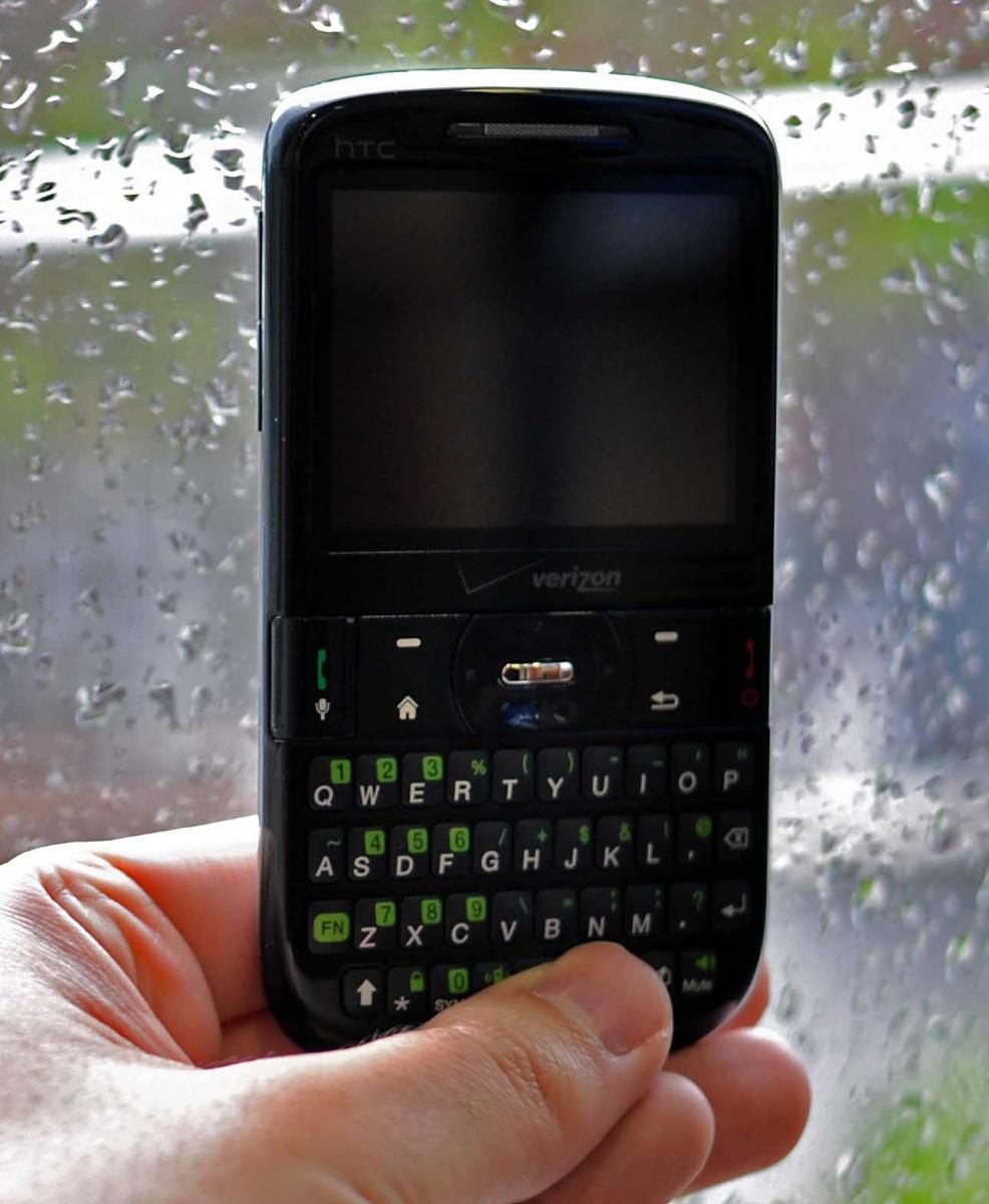 Review: Verizon HTC Ozone | Windows Central