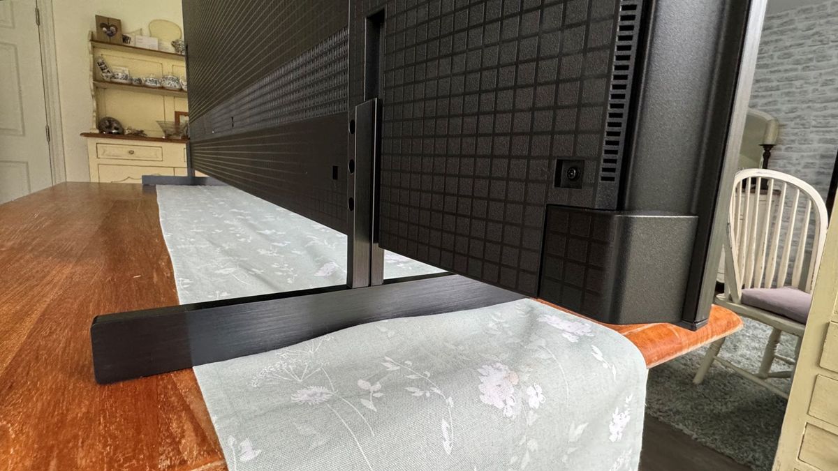 TCL 98Q9BK 98-inch TV review: a massive mini-LED screen for a small ...