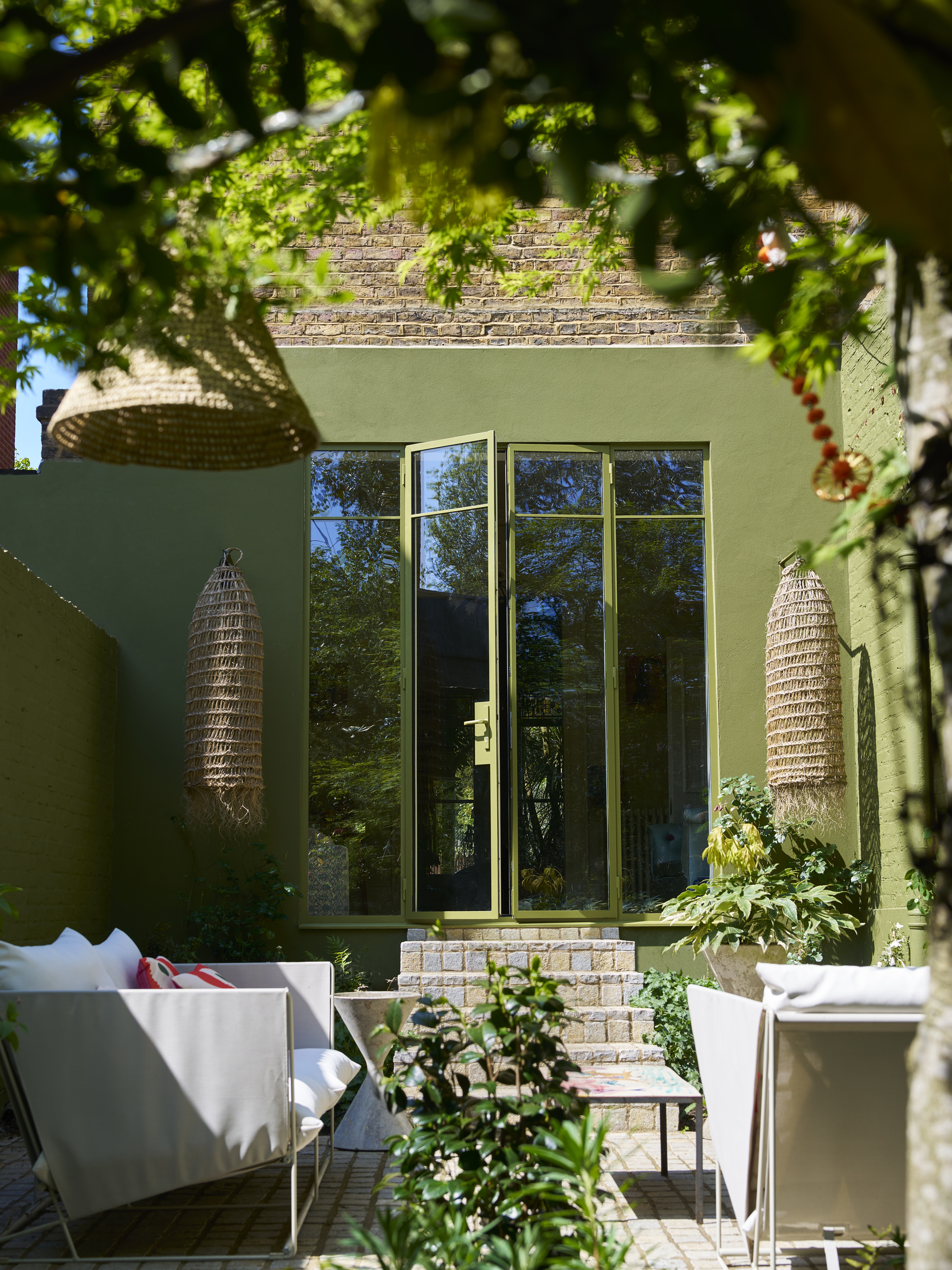 6 Farrow & Ball Paint Colors to Use Outdoors to Make…
