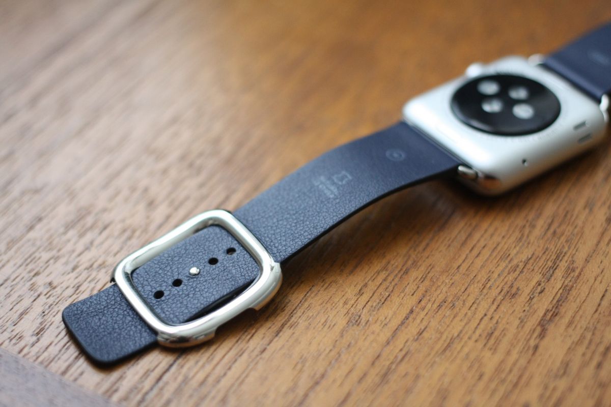 Apple Modern Buckle Watch Band Review| iMore | iMore