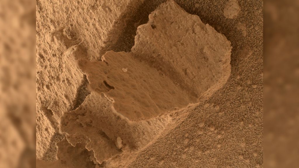 32 things on Mars that look like they shouldn't be there | Live Science
