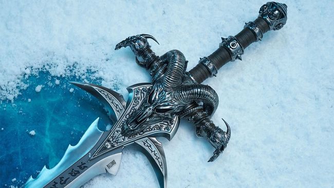 World of Warcraft Frostmourne Sword Ice Pedestal only $600 ...