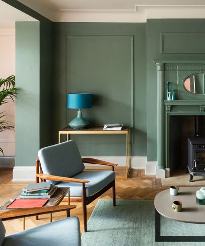 5 ways to decorate with Farrow & Ball's Green Smoke | Homes and Gardens