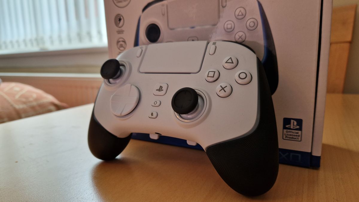 Razer Wolverine V2 Pro Review: "If you like a chunky controller, this ...