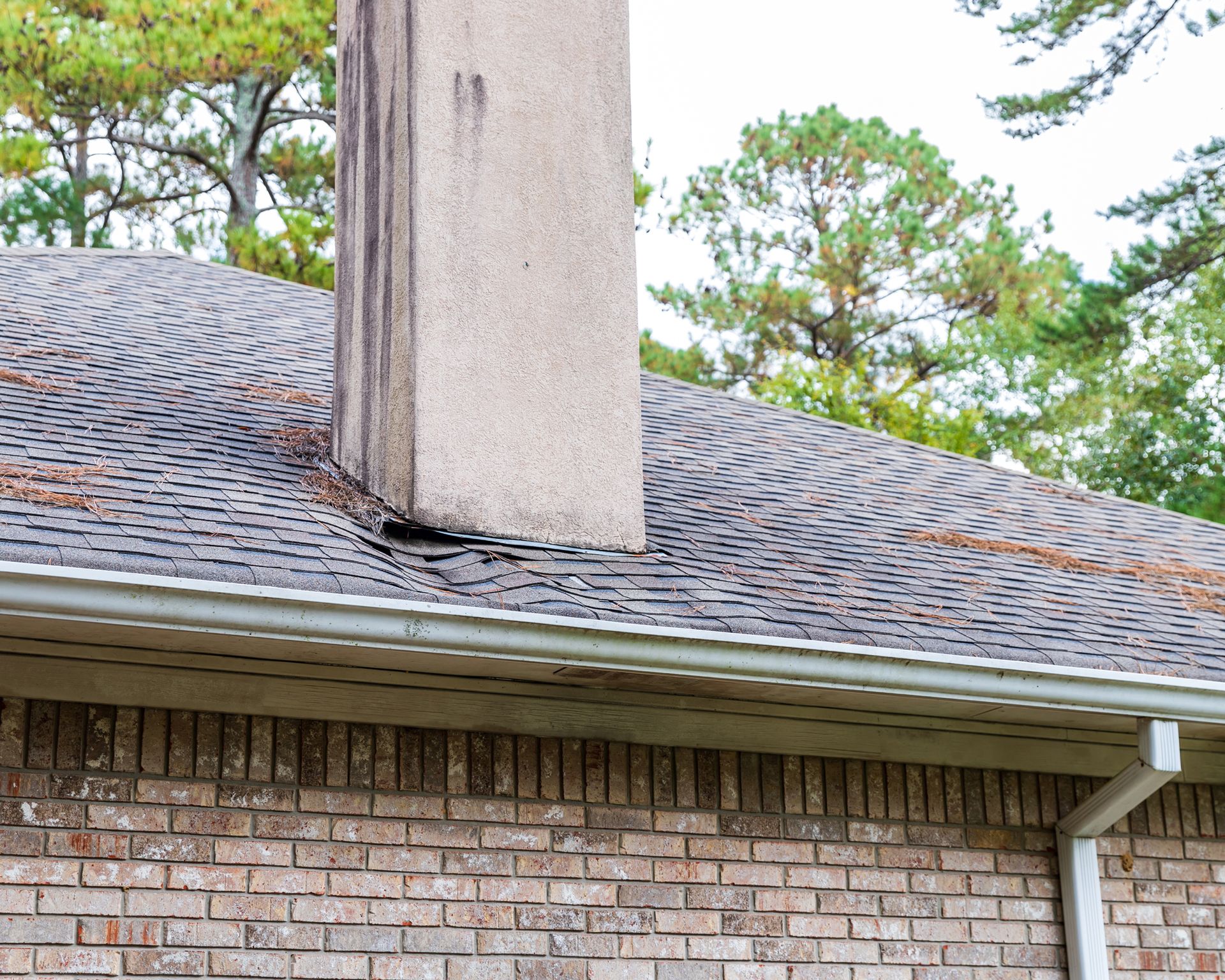 Repairing a roof – how to find and fix a leak | Real Homes
