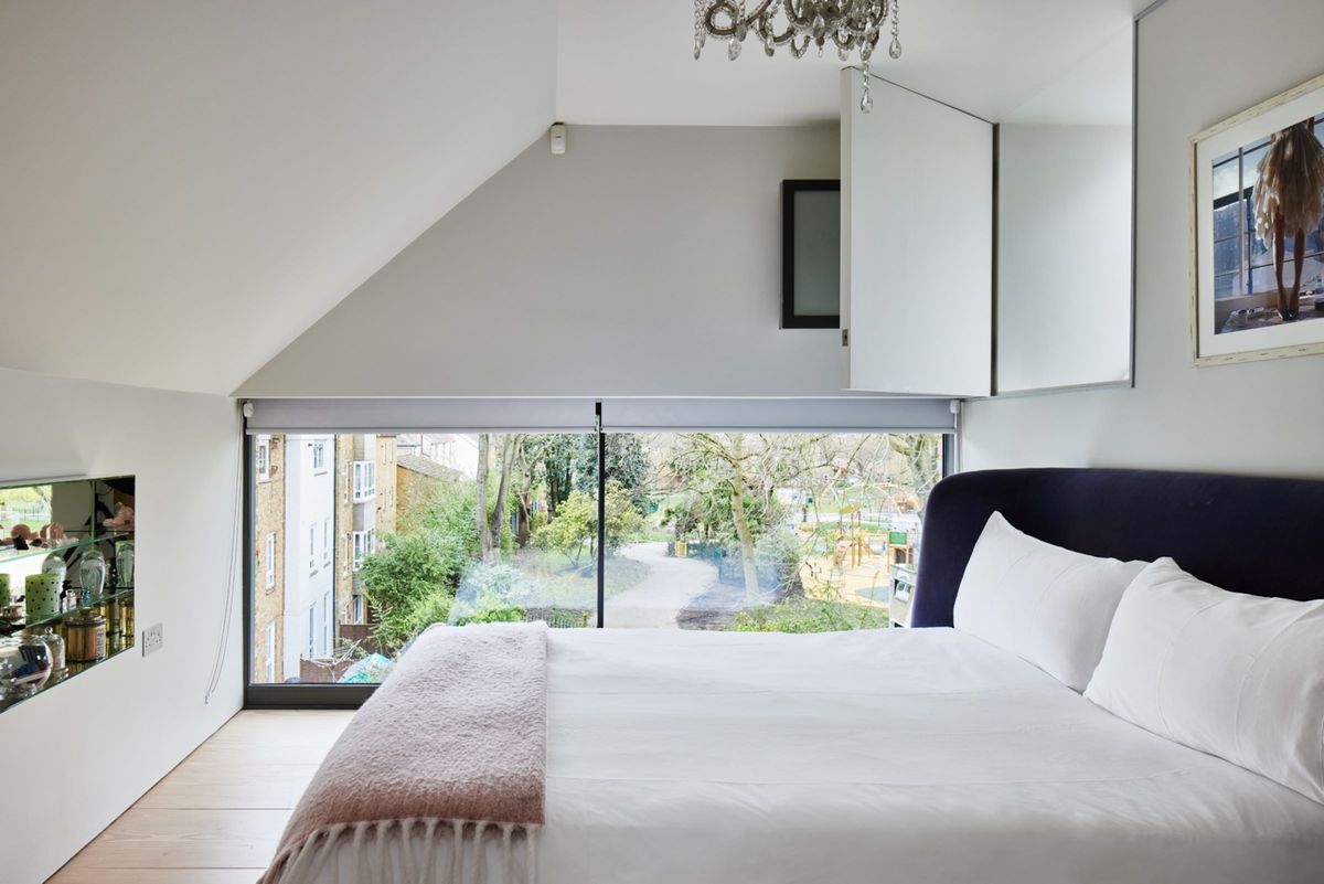 How this contemporary self build uses brise soleil and MVHR to regulate ...