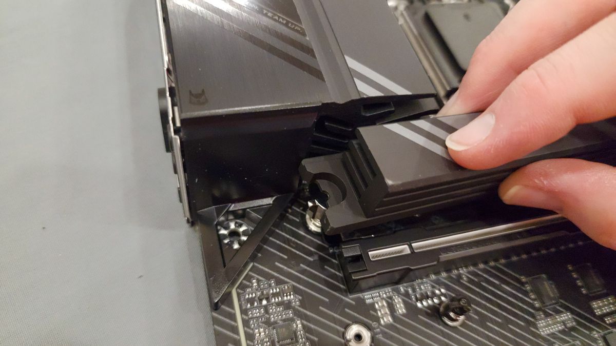 I just built an RTX 5090 gaming PC — here’s what I used and how to ...