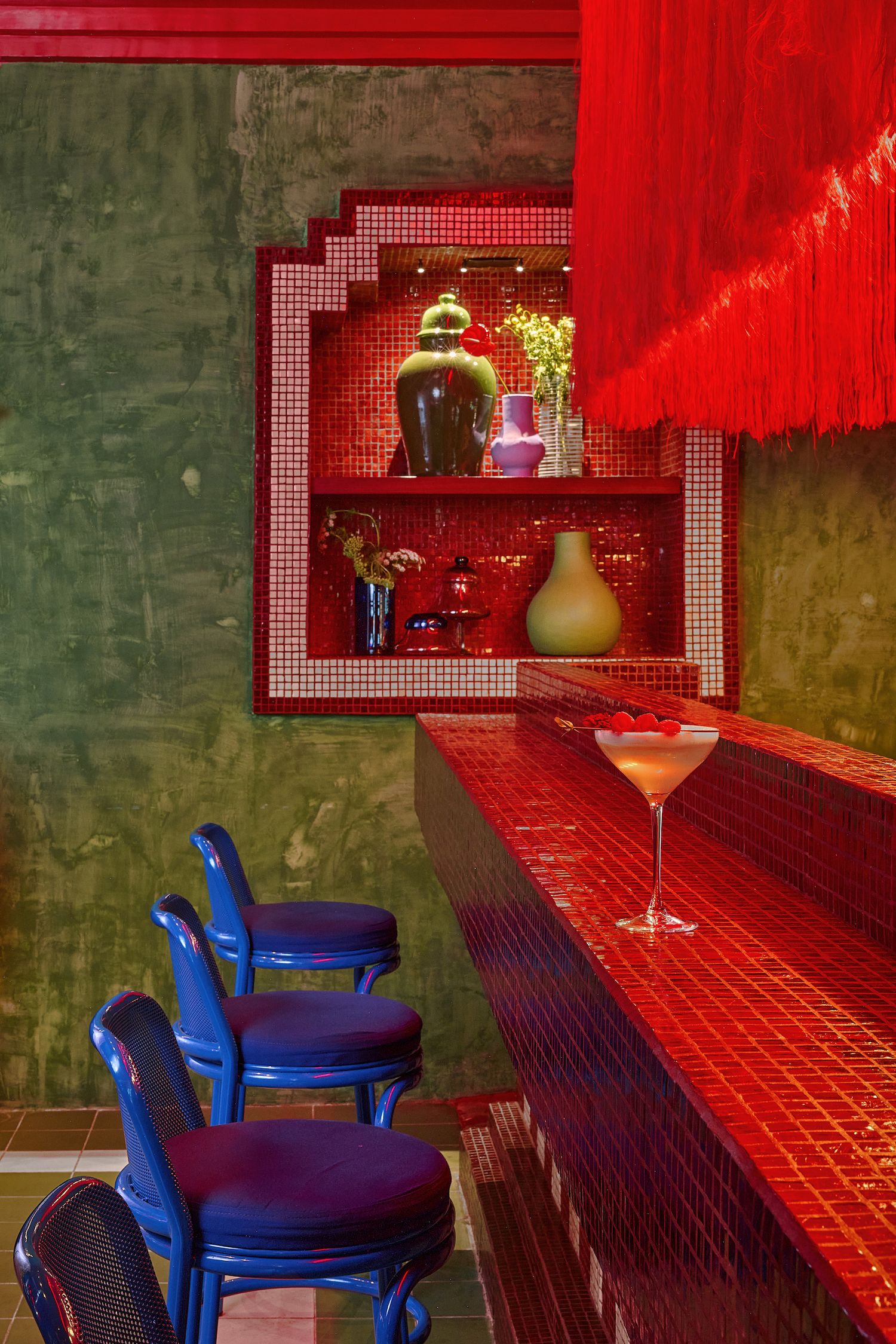 7 'Unhappy' Colors That Experts Would Never Paint Walls | Livingetc