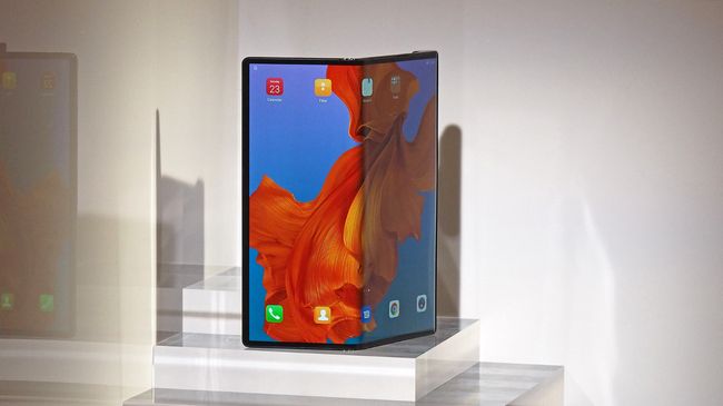 Huawei Mate X hands-on: First impressions, specs and more | Tom's Guide