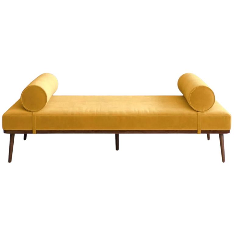 9 Iconic Sofas That Design Savants Should Know by Name | Livingetc