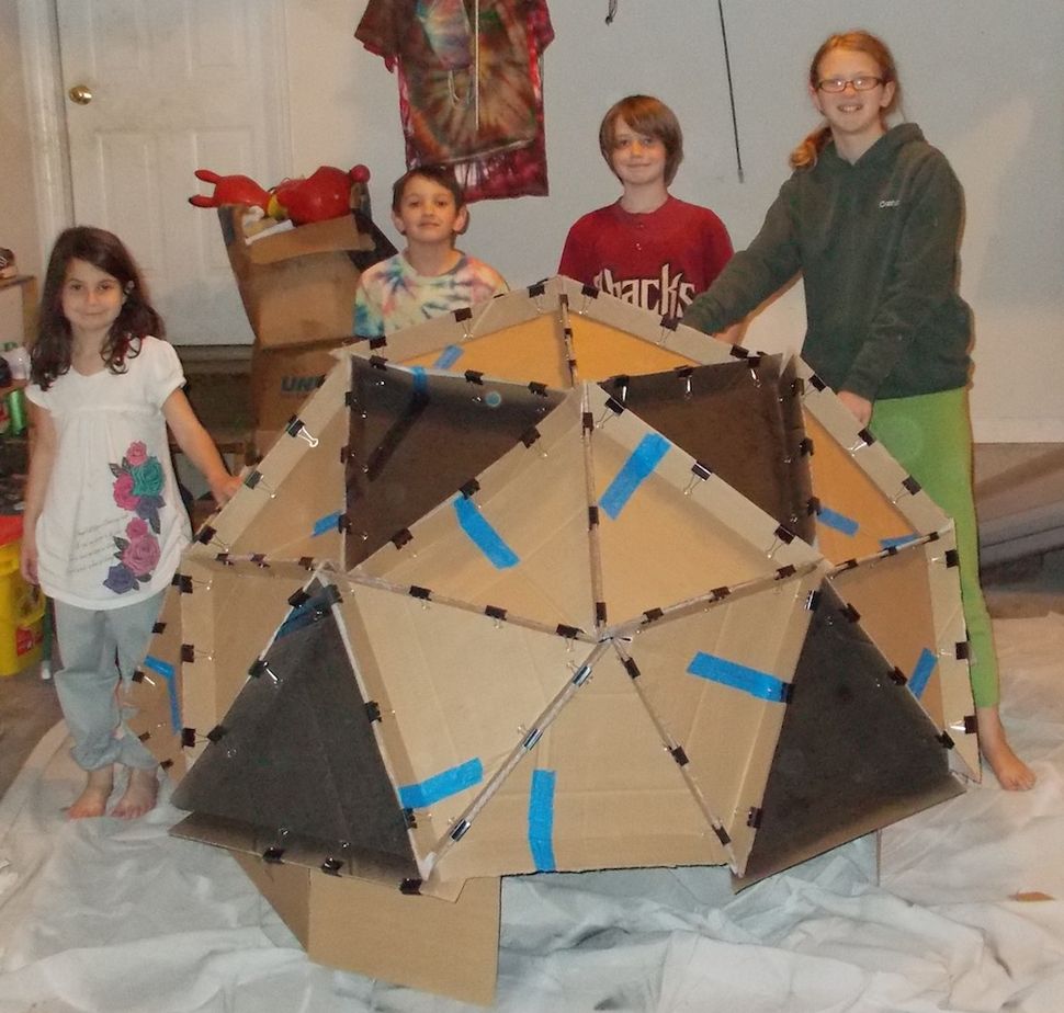 Build Your Own Planetarium | Science Fair Projects | Space