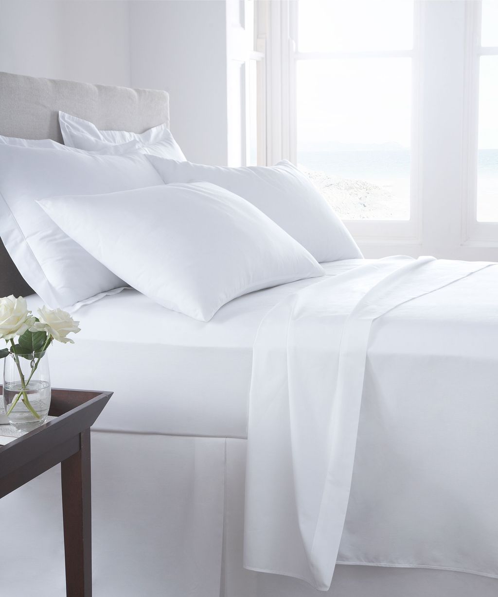 How to clean your room fast: 6 quick tips I rely on daily | Homes and ...