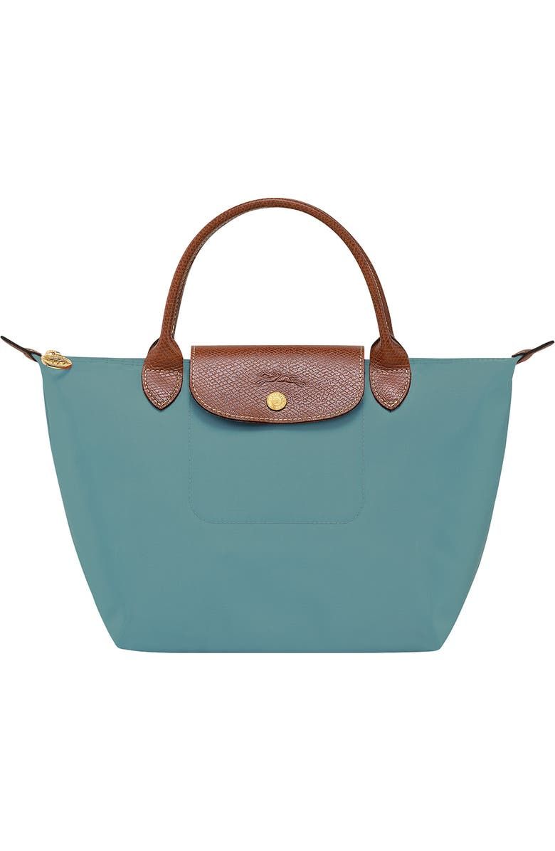 Longchamp's Le Pliage Bag is the Great Gen-Z and Millennial Unifier ...