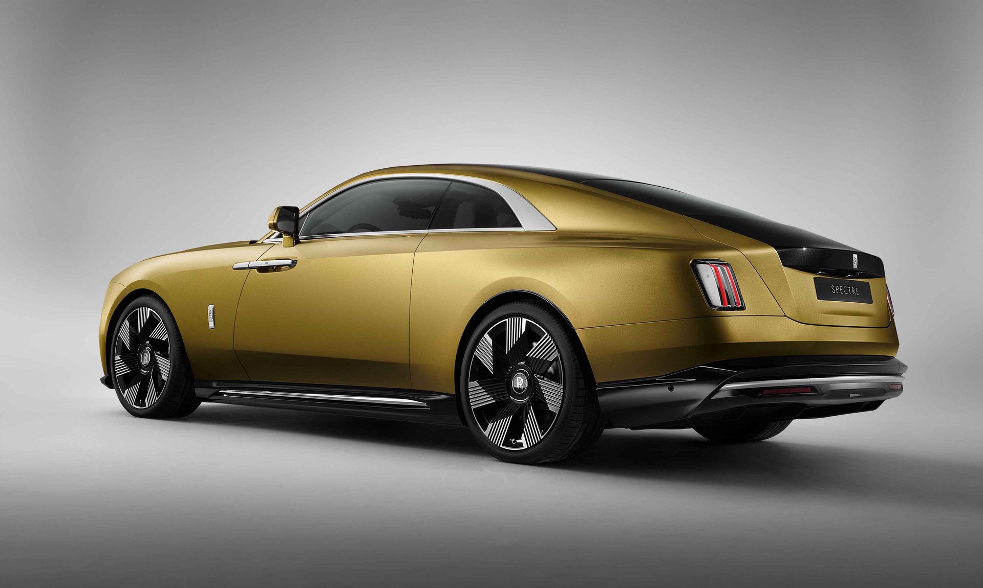 5 things you need to know about the electric Rolls-Royce Spectre | T3